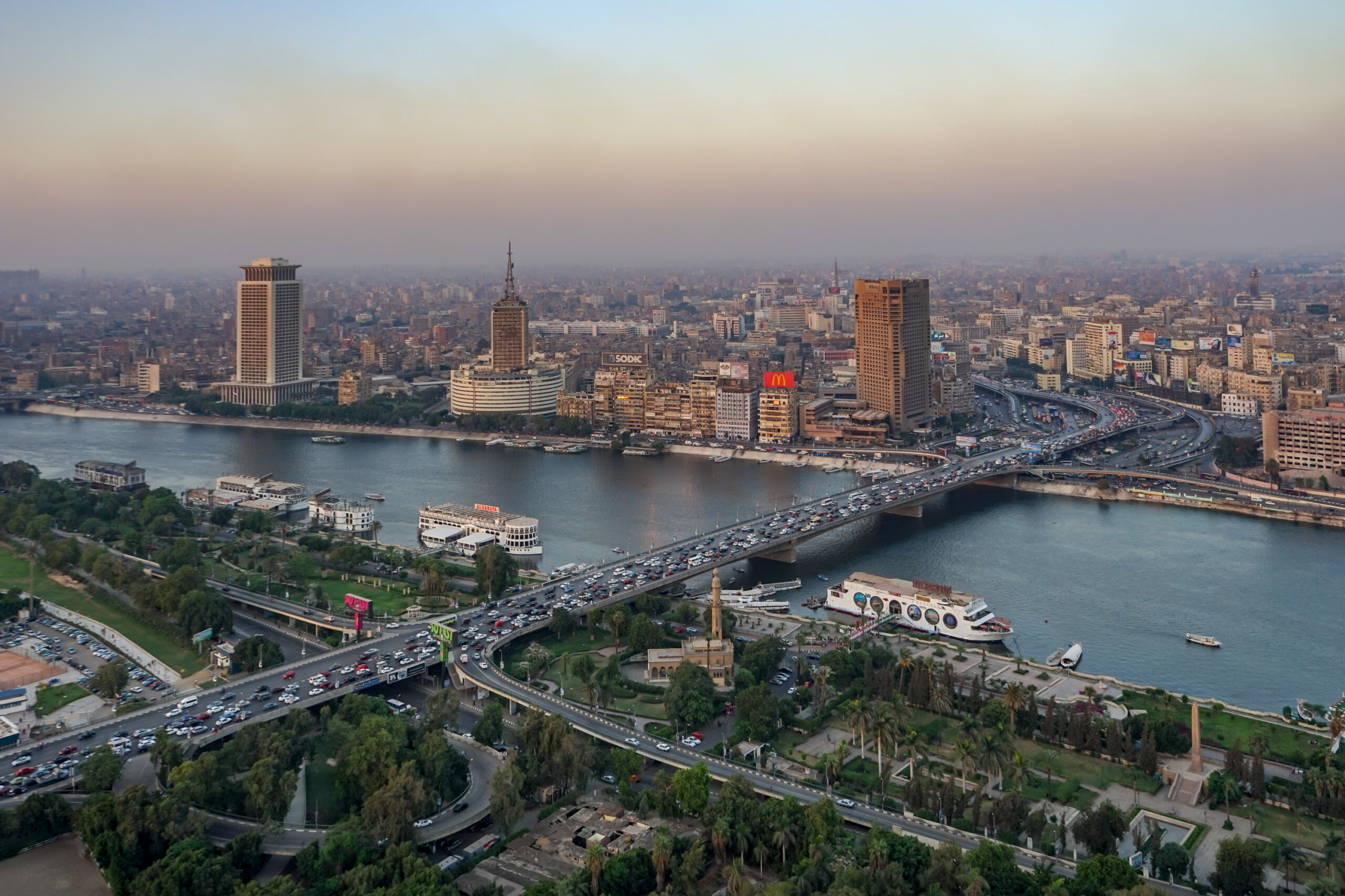 Egyptian power grid operators cut power to ease loads during heat wave ...