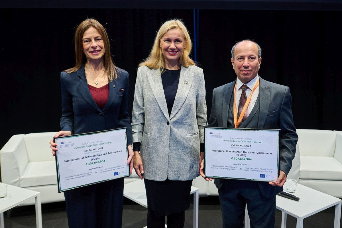 Terna and Steg celebrate the signing of the grant agreement for the ...